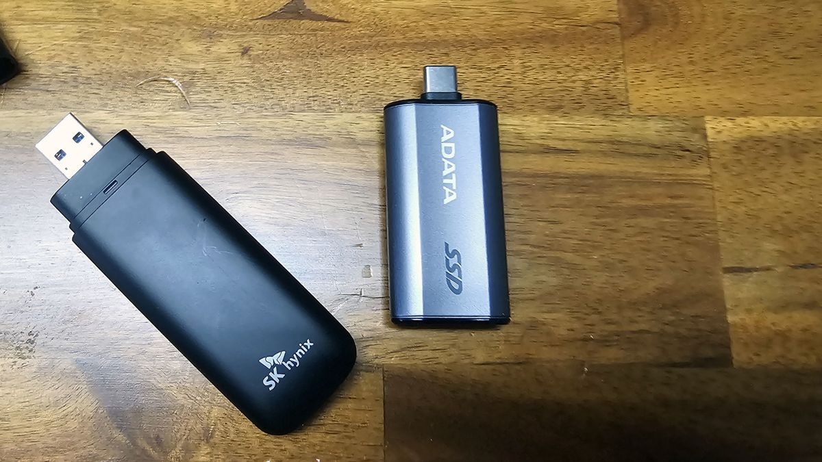 Best Flash Drives 2025: Fast, Spacious, Pocketable USB Storage ...